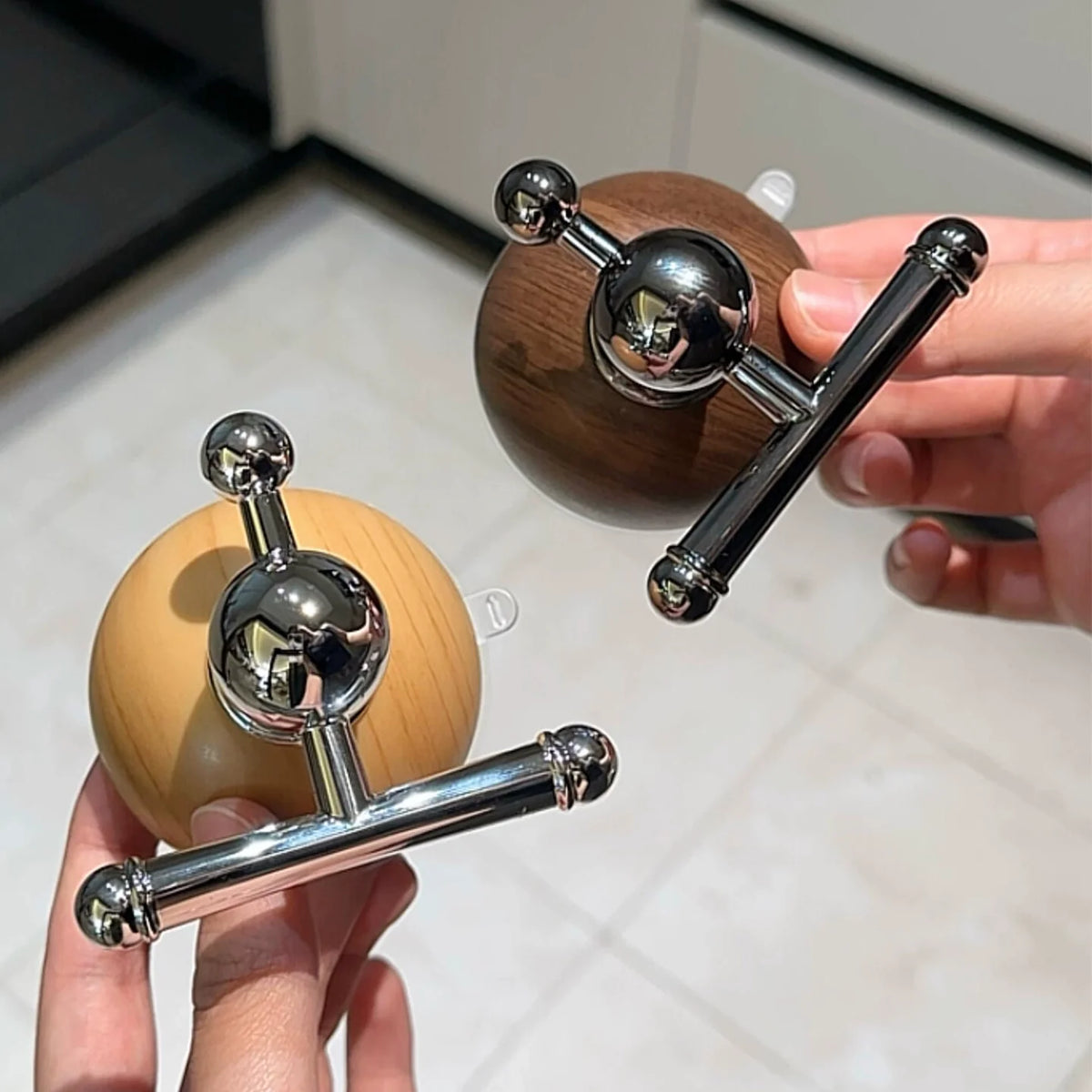 Reusable Medieval-Style Suction Hook: Strong, No-Drill, Multi-Use for ...