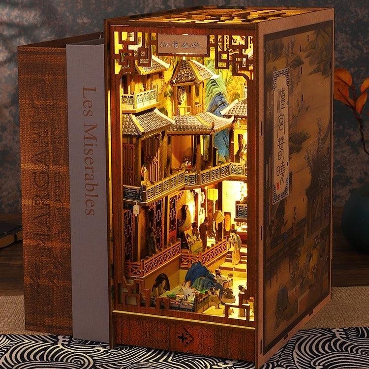 Spring Dawn in the Han Palace | DIY Book Nook Kit – Soho Emporium